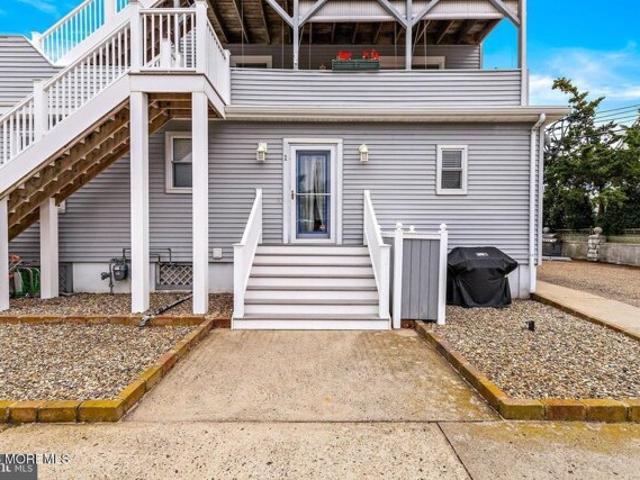 Chatsworth Ave Unit,beach Haven, Condo For Sale