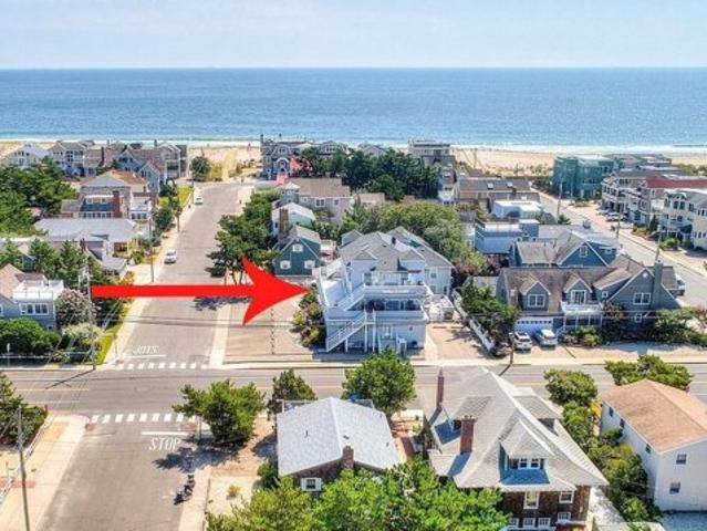 Chatsworth Ave Unit,beach Haven, Condo For Sale