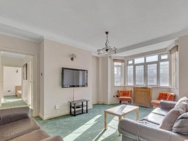 Chatsworth Court, Pembroke Road, 3 Bedroom Apartment