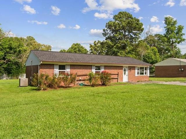 560 Chevelle Dr, Chatsworth, GA 30705