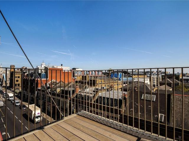 Chatsworth House, Duchess Walk. 2 bed apartment to rent £4,350 pcm £1,004 pw