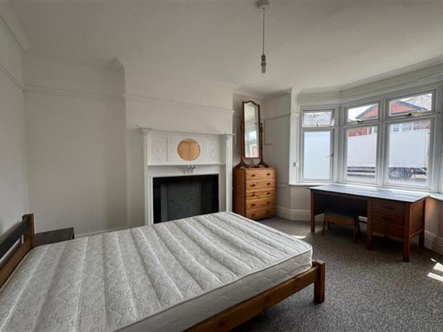 Chatsworth Road BH8, 1 bed detached house to rent, £550 pcm | PrimeLocation