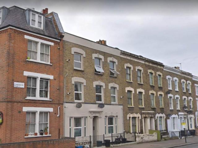Chatsworth Road, Hackney, London 1 bed flat to rent £1,550 pcm £358 pw