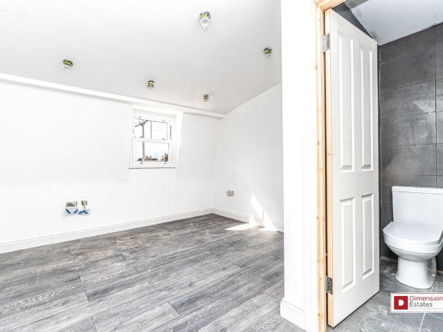 Chatsworth Road, London E5, Room to rent, £875 pcm | PrimeLocation