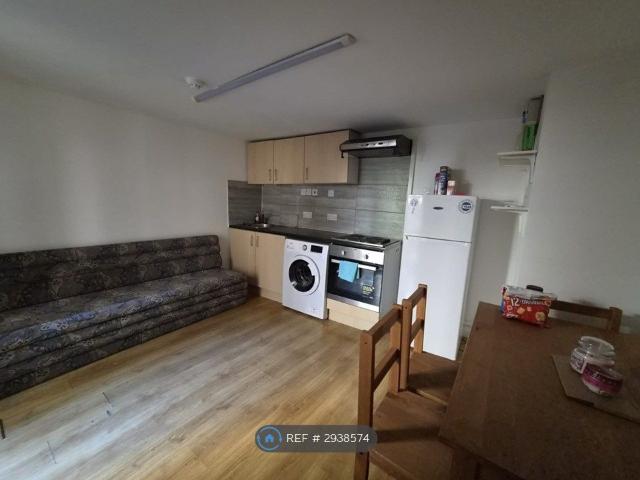 Chatsworth Road, London E5, 1 bed flat to rent, £1,650 pcm | PrimeLocation