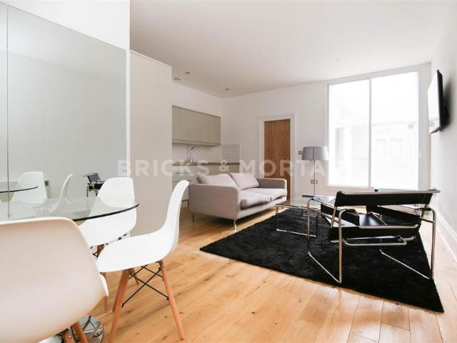 Chaucer Building, Newcastle Upon Tyne. 3 bed apartment to rent £2,080 pcm £480 pw