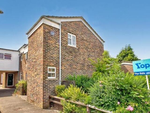 Chaucer Close, Basingstoke, 3 Bedroom End