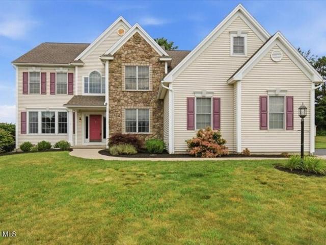 Chauncy Ct, Burnt Hills, Home For Sale