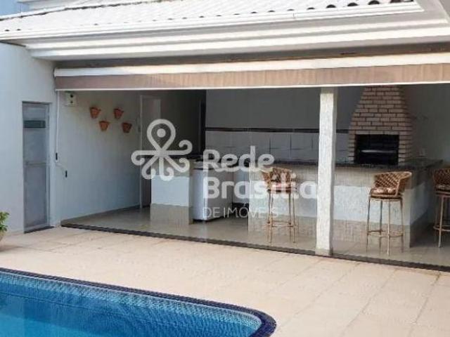 CHA. 28 RES. SERRA GRANDE CASA TÉRREA ESCRITURADA 03 SUÍTES 350M² ARNIQUEIRAS/DF
