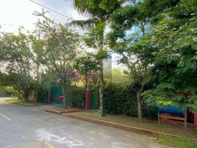 Chác Vale do Rio Cotia TÉRREA, 3 suítes, lote plano, piscina e gourmet!