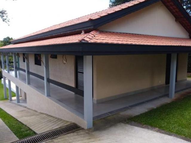 Chácara maravilhosa à venda em Santa Isabel SP completa