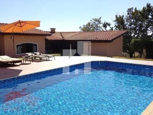 Chácara MOBILIADA à venda com 4 suítes, 400m² Condomínio Horizonte Azul Village Ambiental, Itupe