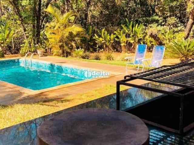 Chácara mobiliada disponível para locação e venda no bairro Chácaras Eldorado em Uberlândia MG