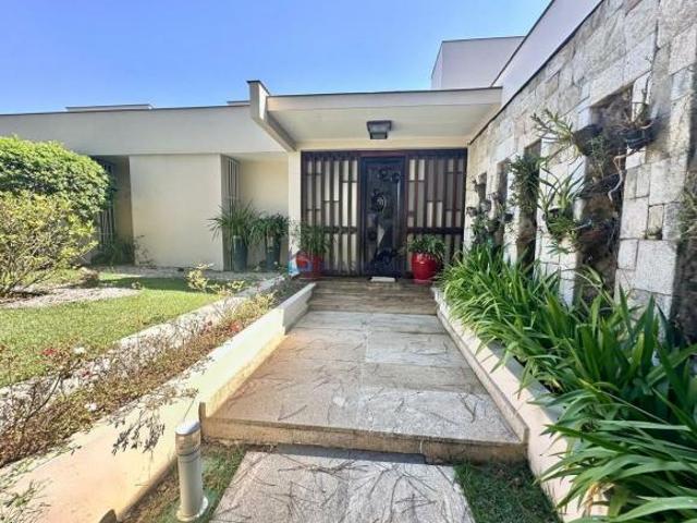 Chacara Monte Verde casa a venda 4 quartos suítes, piscina raia climatizada, Rua fechada, 8 vagas