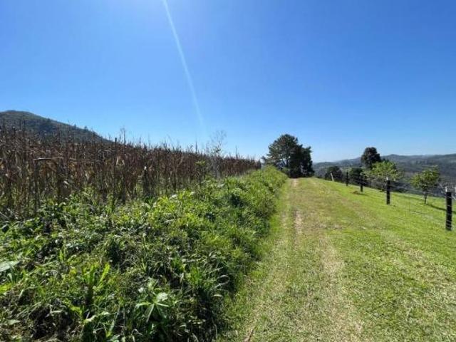 Chacara, Morro da Palha, Curitiba, PR