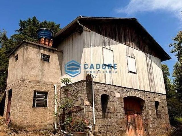CHÁCARA NA ESTRADA DA UVA COM 20.000m²