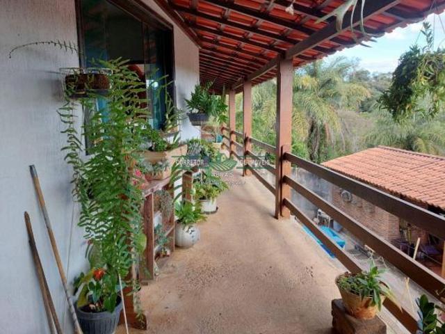 Chácara na região de Capim Branco, Minas gerais, com 2500 m2, Casa muito boa, pomar, baia pa