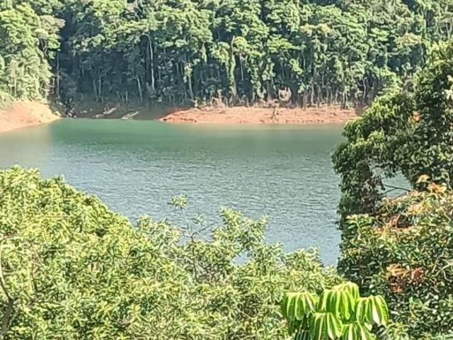 Chácara na represa