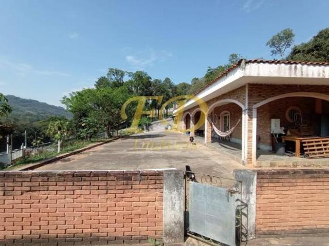 Chácara na Rodovia Fernão em Atibaia Grande Potencial Comercial