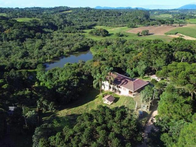 Chácara no Caminho do Vinho 45.375 m² Com Lago e Rio nos Fundos