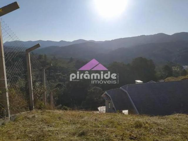 Chácara no Circuito Turístico da Fonte da Água Santa em Campos do Jordão
