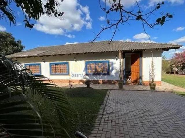 Chácara no Condomínio Parque dos Cisnes Goiânia/GO
