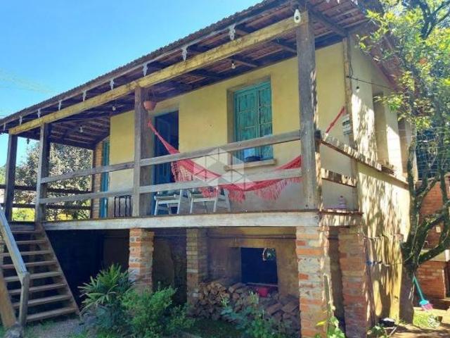 Chácara no Vale dos Vinhedos com duas casa
