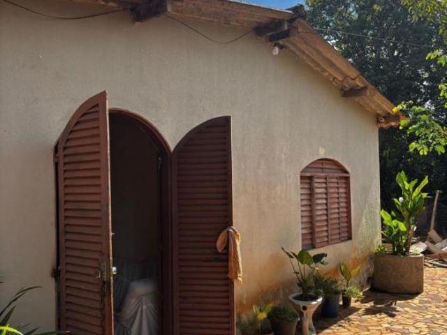 Chacara atrás Forum de Luziania GO 1200 m2 Só 150 Mil Escriturada