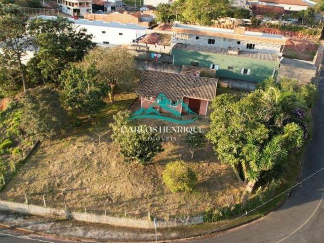 Chácara a apenas 200m do cartão postal da cidade de Toledo/MG