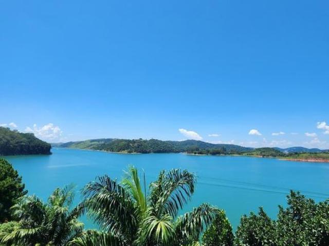CHÁCARA A BEIRA DA REPRESA DE IGARATÁ PÉ NA AGUA, NO CONDOMINIO PORTO ALPINA EM IGARATA SP