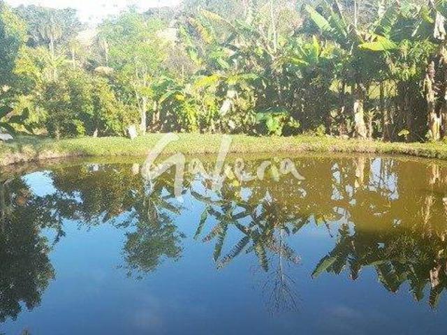 Chácara à venda 3 quartos bairro Morada do Sol Sarapuí/SP