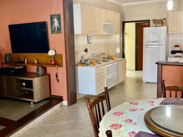 Chácara à venda 3 Quartos, 2 Suites, 5 Vagas, 700M², Pinhão, Taubaté SP