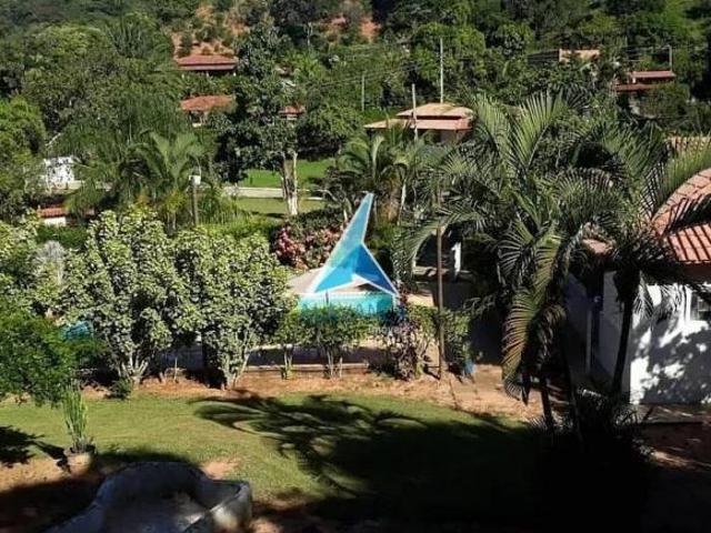 Chácara à venda, 10000 m² construção 150,00m2 por R$ 1.300.000 Br Governador Valadares/MG