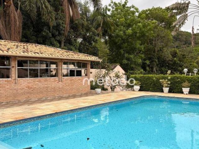 Chácara com 5 dormitórios à venda, 1108 m² por R$ 3.000.000,00 Centro Guararema/SP