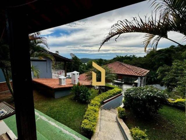 Chácara à venda, 1400 m² | Porteira Fechada / 4 suítes | 2 salas / Rio Abaixo Mairiporã/SP