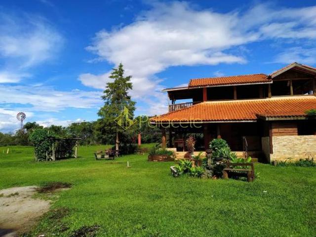 Chácara à venda 15000M², Mandú, Pindamonhangaba SP