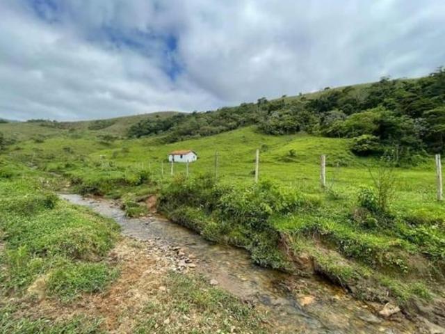 Chácara à venda 1984400M², Cruz Pequena, Pindamonhangaba SP