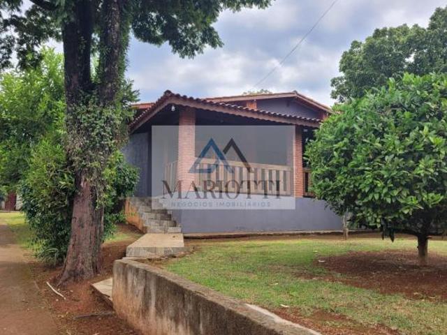CHÁCARA À VENDA – 1.000m² | CASA TÉRREA COM PISCINA