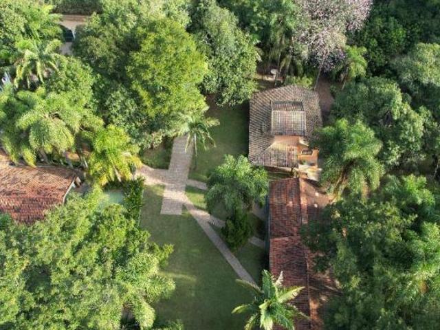 Chácara à venda | 25.000 m² | 1.500 m² Construídos | Negócio Ativo há 23 anos | Porteira Fechada – S