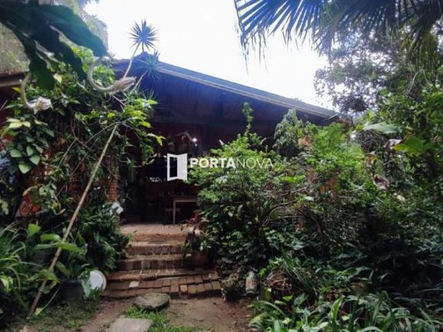 Chácara à venda, 2 quartos, 1 suíte, Chácaras Embu Colonial Embu das Artes/SP