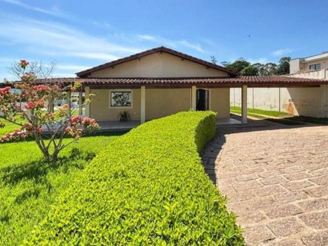 Chácara com 4 dormitórios à venda, 3960 m² por R$ 2.350.000,00 Horto Ivan Atibaia/SP