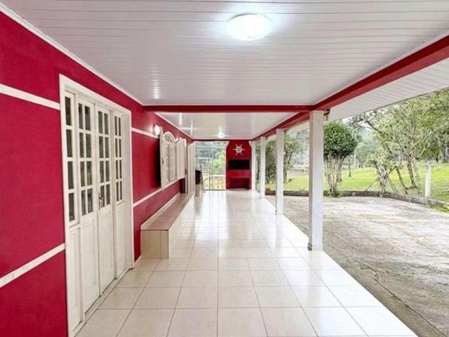Chácara à venda 4 quartos, 50 vagas e piscina – Mandirituba/PR, divisa com São José dos Pinhais