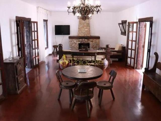 Chácara à venda 8 Quartos, 1 Suite, 11 Vagas, 10000M², Torrão de Ouro II, São José dos Campos SP