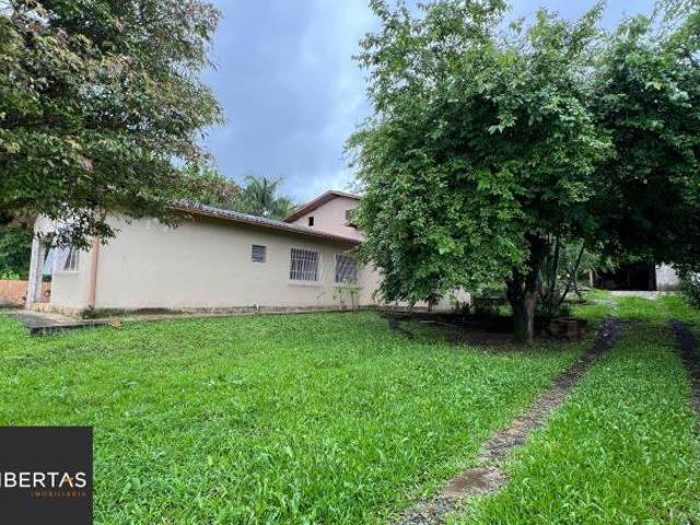 Chácara a venda com casa de 170 m2, terreno com 968 m2 em Nova Santa Rita