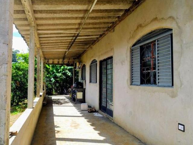Chacara á venda com Casa nova 2 quartos e Terreno 13.332 m²