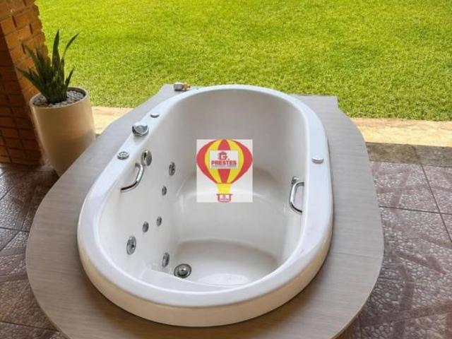 Chácara à venda com fundo para o Lago Azul