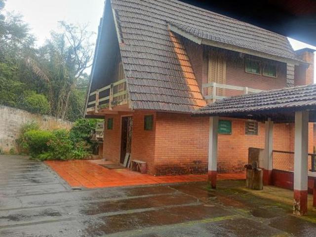 Chácara a Venda com Lindo Chalé com Ótima Localização na Cidade de Juquitiba SP