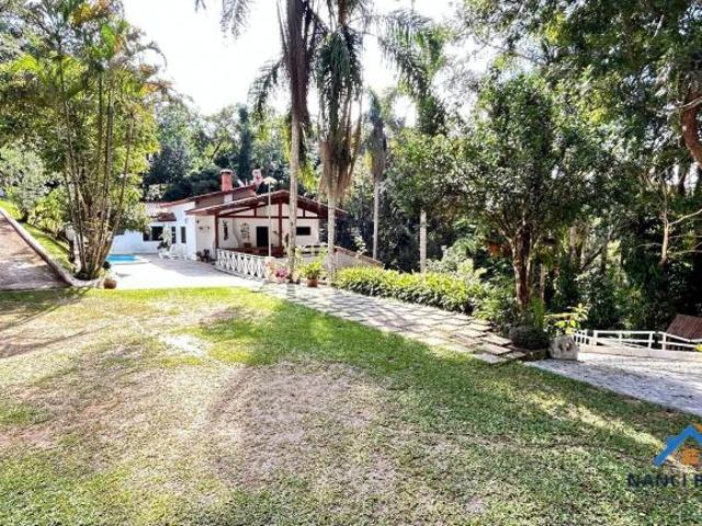 chacara a venda com piscina, com 2 casas para toda a familia