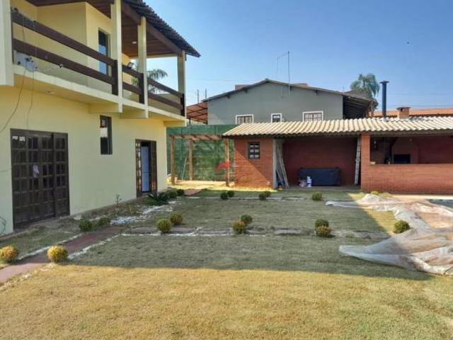 Chácara á venda com piscina, antes do Centro de Ibiuna! Interior de SP