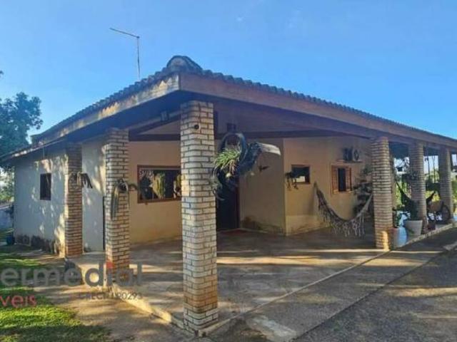Chácara à Venda com 1.800 m² – Conforto, Lazer e Qualidade de Vida!